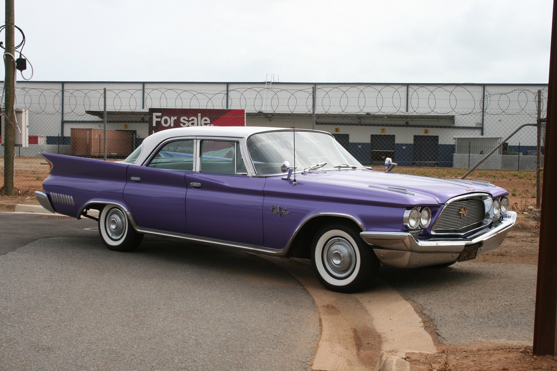 Two men at Greyhound Bus Terminal. New York City. 1947 : r/OldSchoolCool